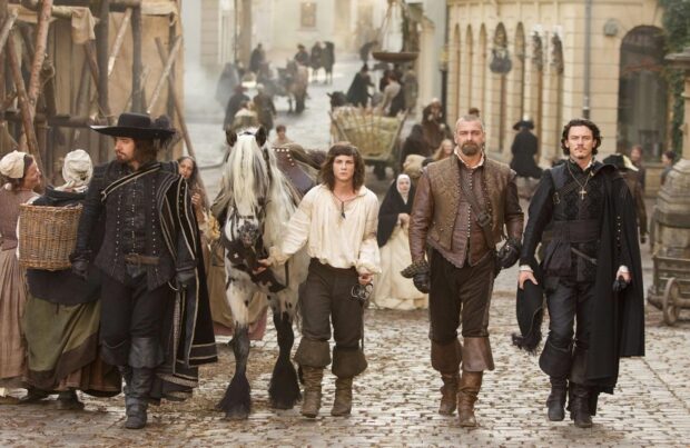 8 New Hi-Res Three Musketeers Photos - FilmoFilia