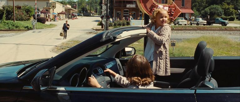 36 Hi-Res Footloose Photos! - FilmoFilia