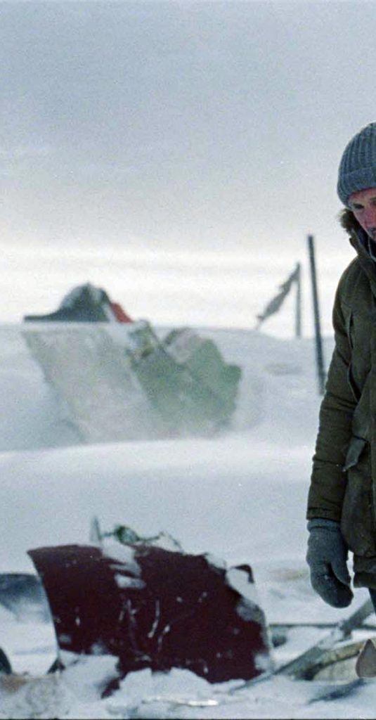 THE GREY: Clip and Three New Featurettes - FilmoFilia