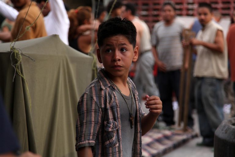 35 GET THE GRINGO Photos