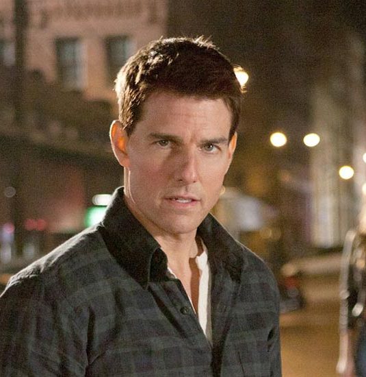 Two Hi-Res JACK REACHER Photos Starring Tom Cruise - FilmoFilia