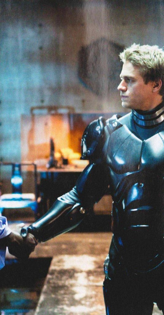 New Guillermo del Toro's PACIFIC RIM Photos - FilmoFilia