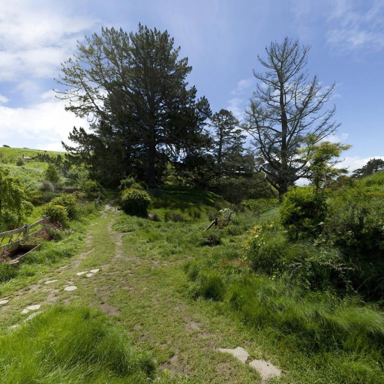 THE HOBBIT: AN UNEXPECTED JOURNEY Images (+40)