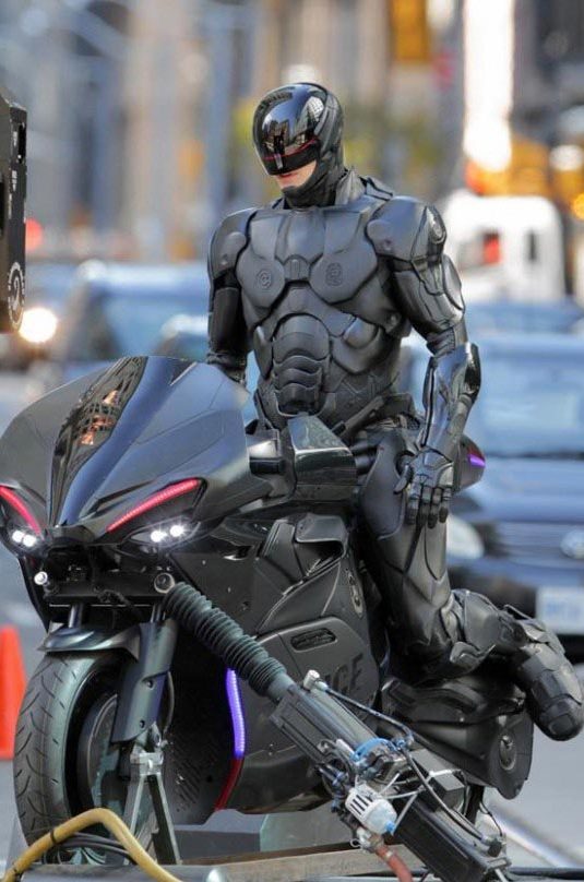 How To Clean Your ROBOCOP Suit? New Photos Will Teach You! - FilmoFilia