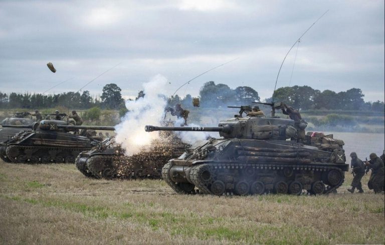 FURY Trailers, Photos and Posters - FilmoFilia