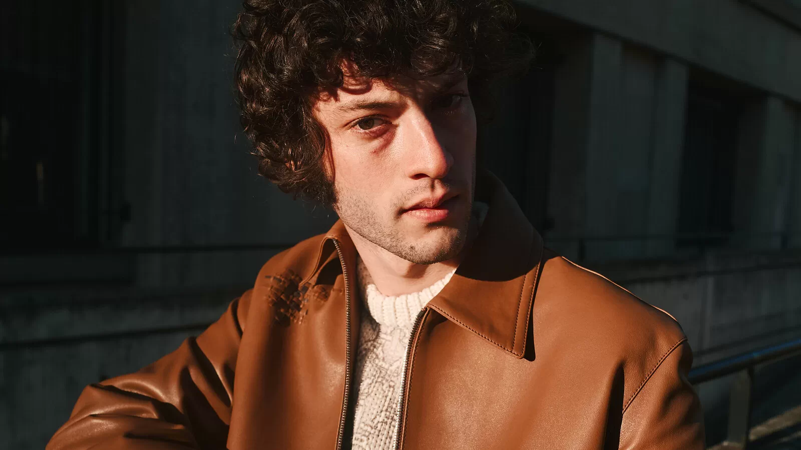 Dominic Sessa in Talks to Portray Anthony Bourdain: A24 Eyes Biopic ...